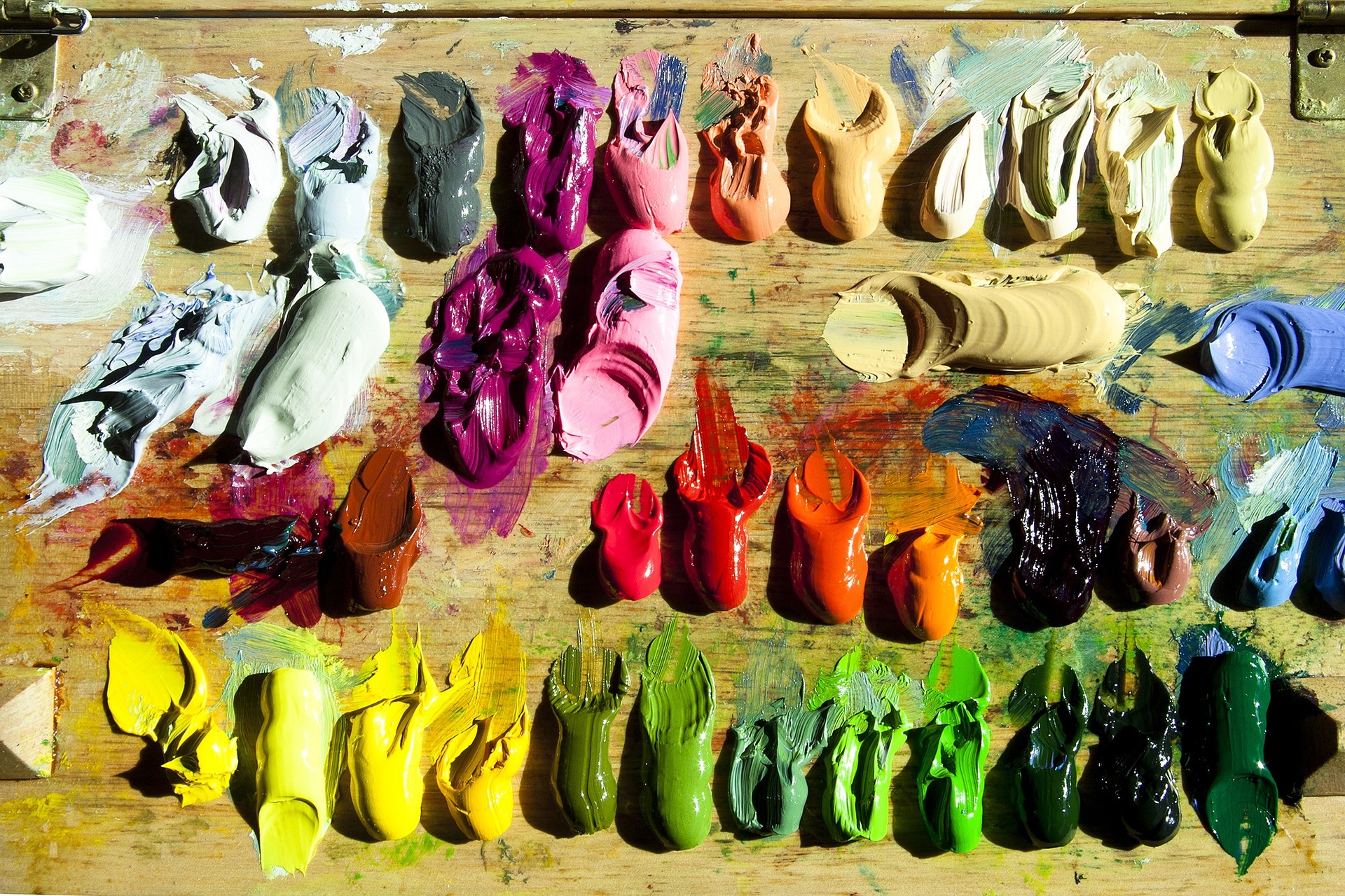 Necessary Oil Paint Colors For Beginners Necessary Oil Paint Colors For Beginners