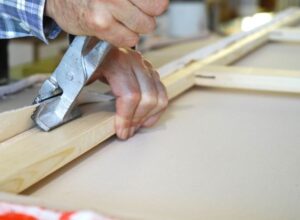 Linen vs Cotton: Unlock the Benefits of Painting on Linen Canvas