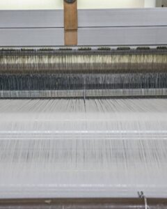 Linen vs Cotton: Unlock the Benefits of Painting on Linen Canvas