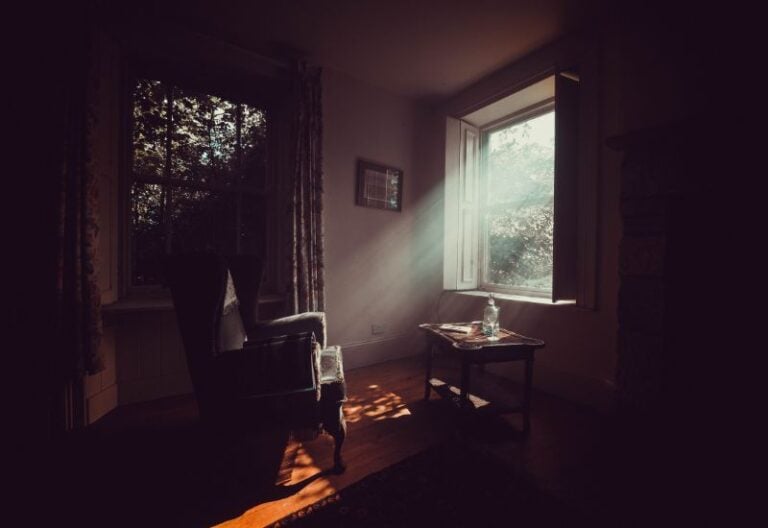 Mastering the Art of 'How to Simplify' Values in Your Painting